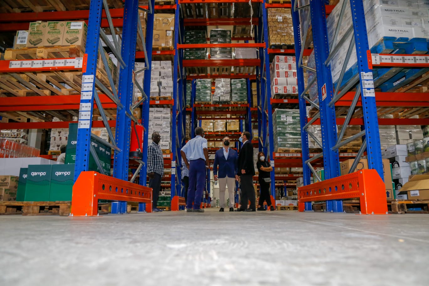 Embaixador de Portugal em Angola visita fábrica da Angonabeiro - Ver ... Embaixador de Portugal em Angola visita fábrica da Angonabeiro - Ver ...